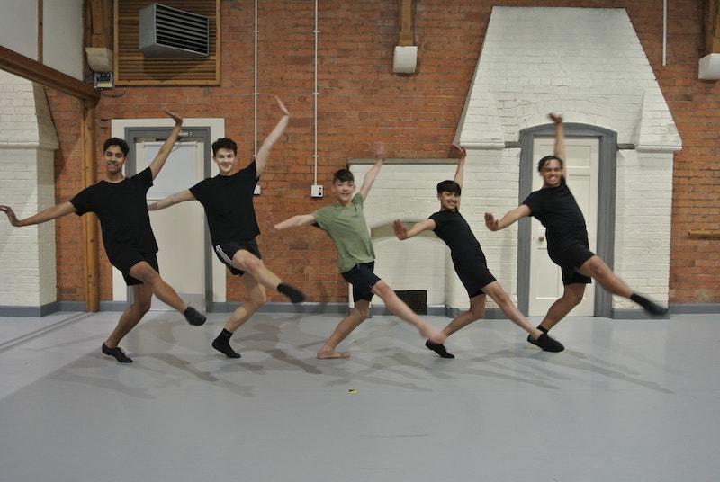 Classes - Dupont Dance Stage School